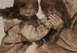 Nanuk - Der Eskimo (Nanook of the North) - 1922
